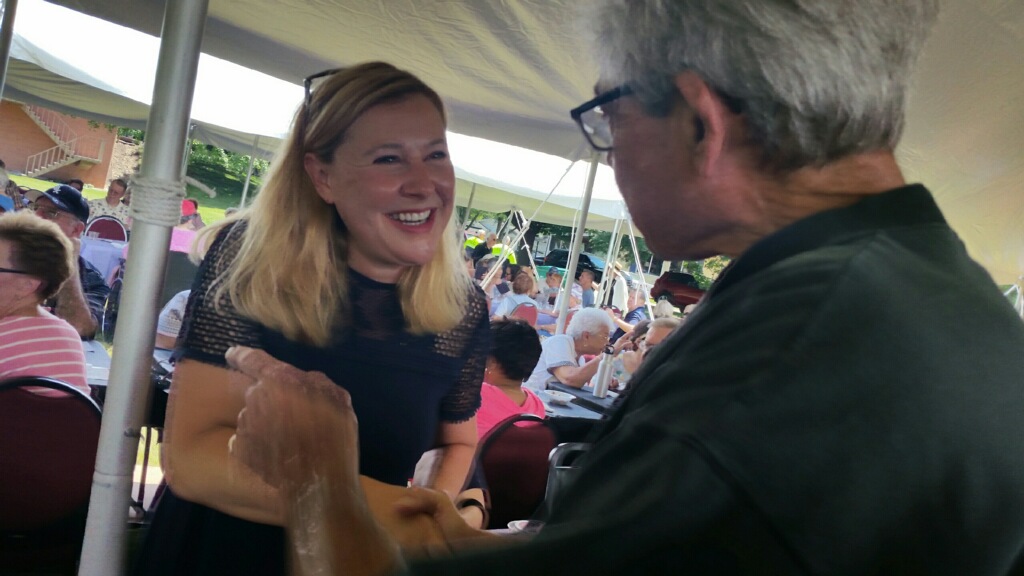 Anna Moeller for Illinois – Focused on solving problems over politics